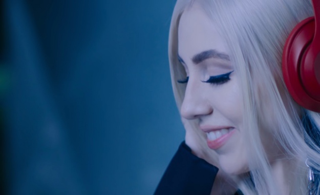 Ava Max z nowym singlem "So Am I"! Zobacz teledysk [WIDEO] :: RMF FM